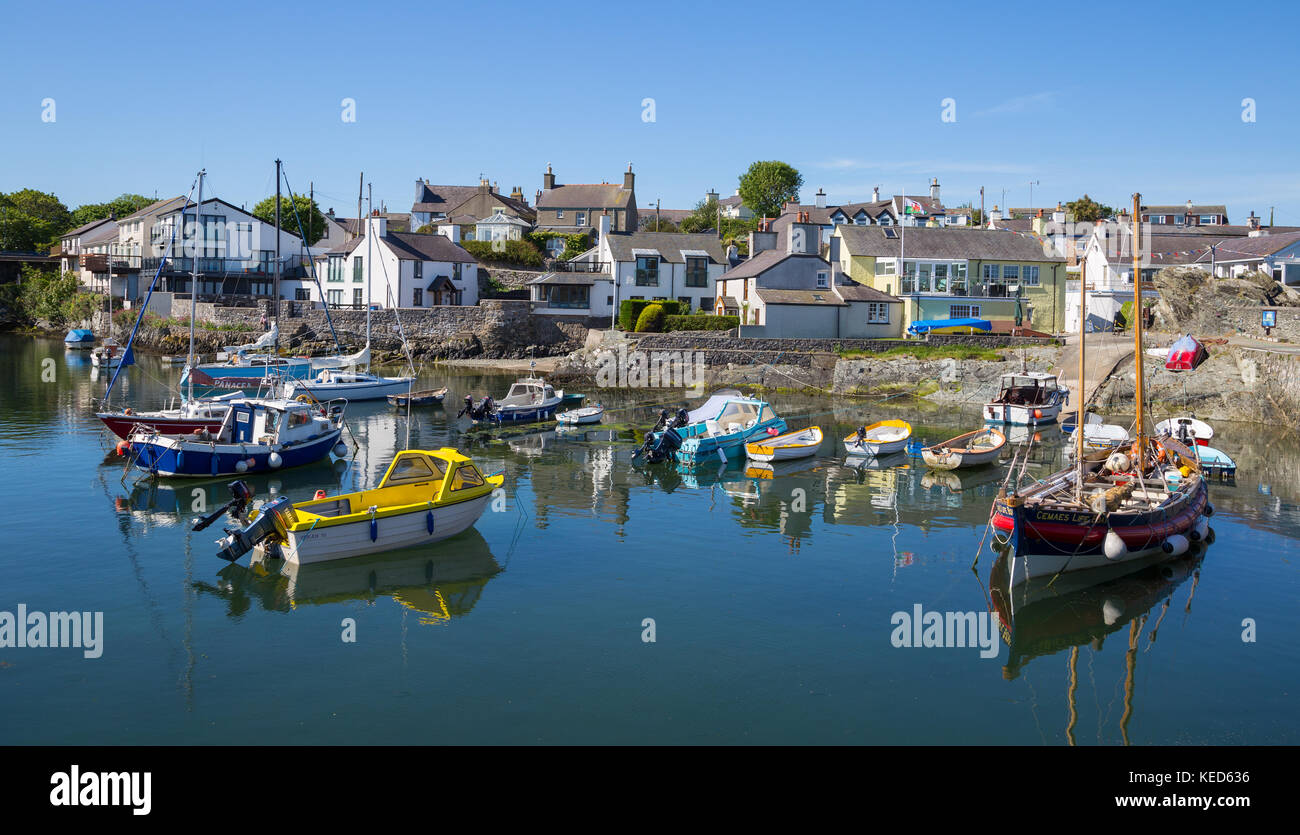 Cemaes anglesey hi-res stock photography and images - Alamy