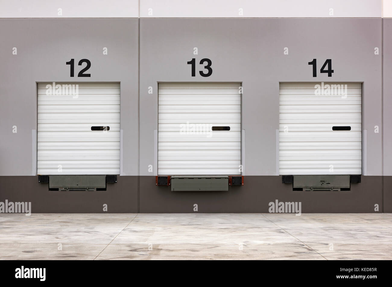 Warehouse Loading Dock Stock Photo - Alamy