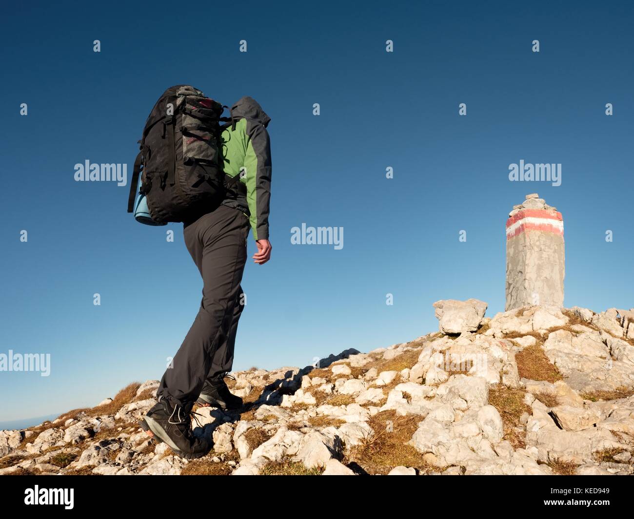 Pebbles outdoor step hi-res stock photography and images - Alamy