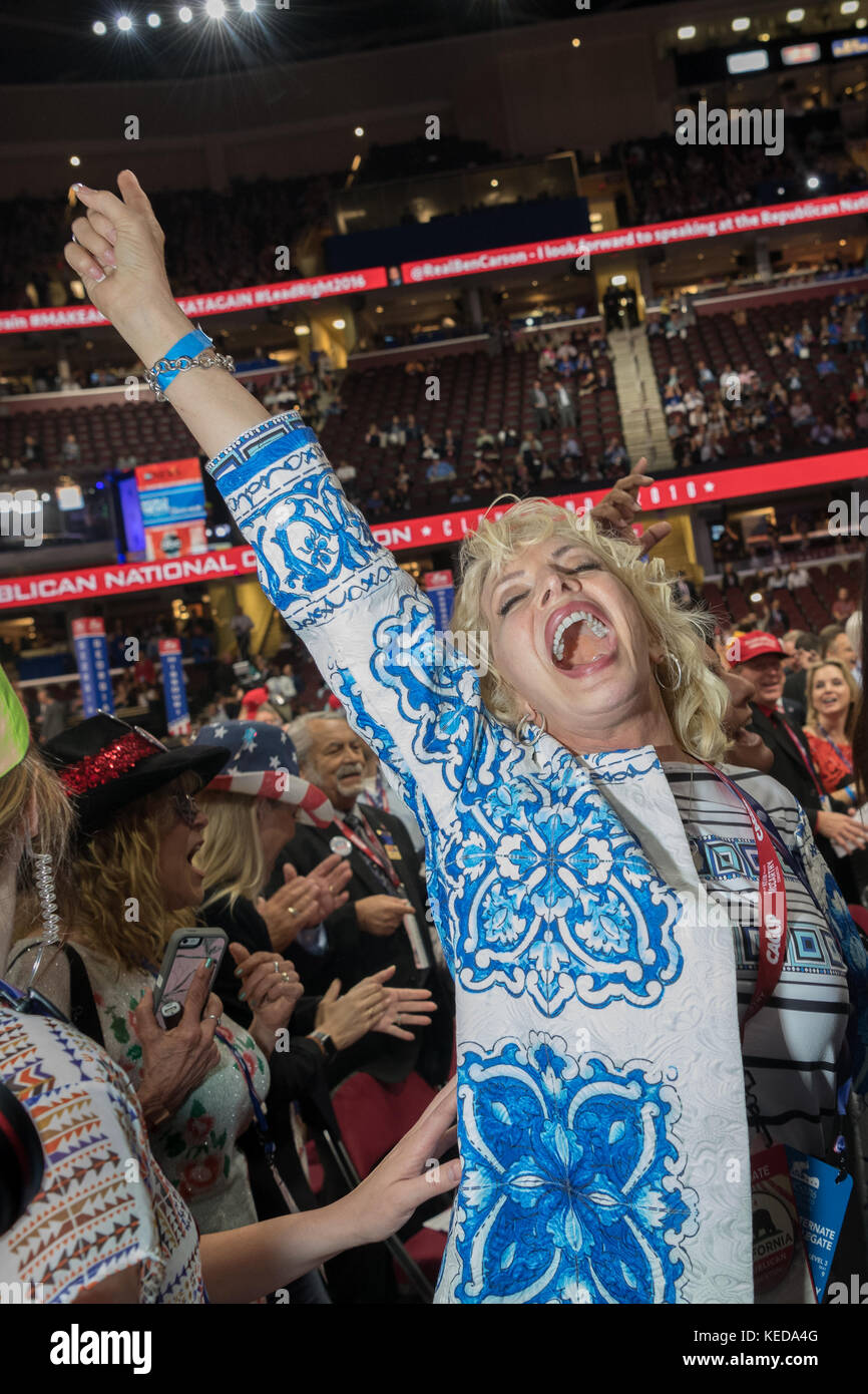 GOP California delegates dance in the aisles during the Republican ...
