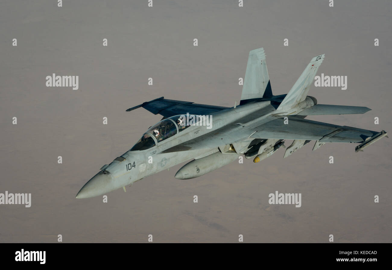 F a 18e super hornet hi-res stock photography and images - Alamy