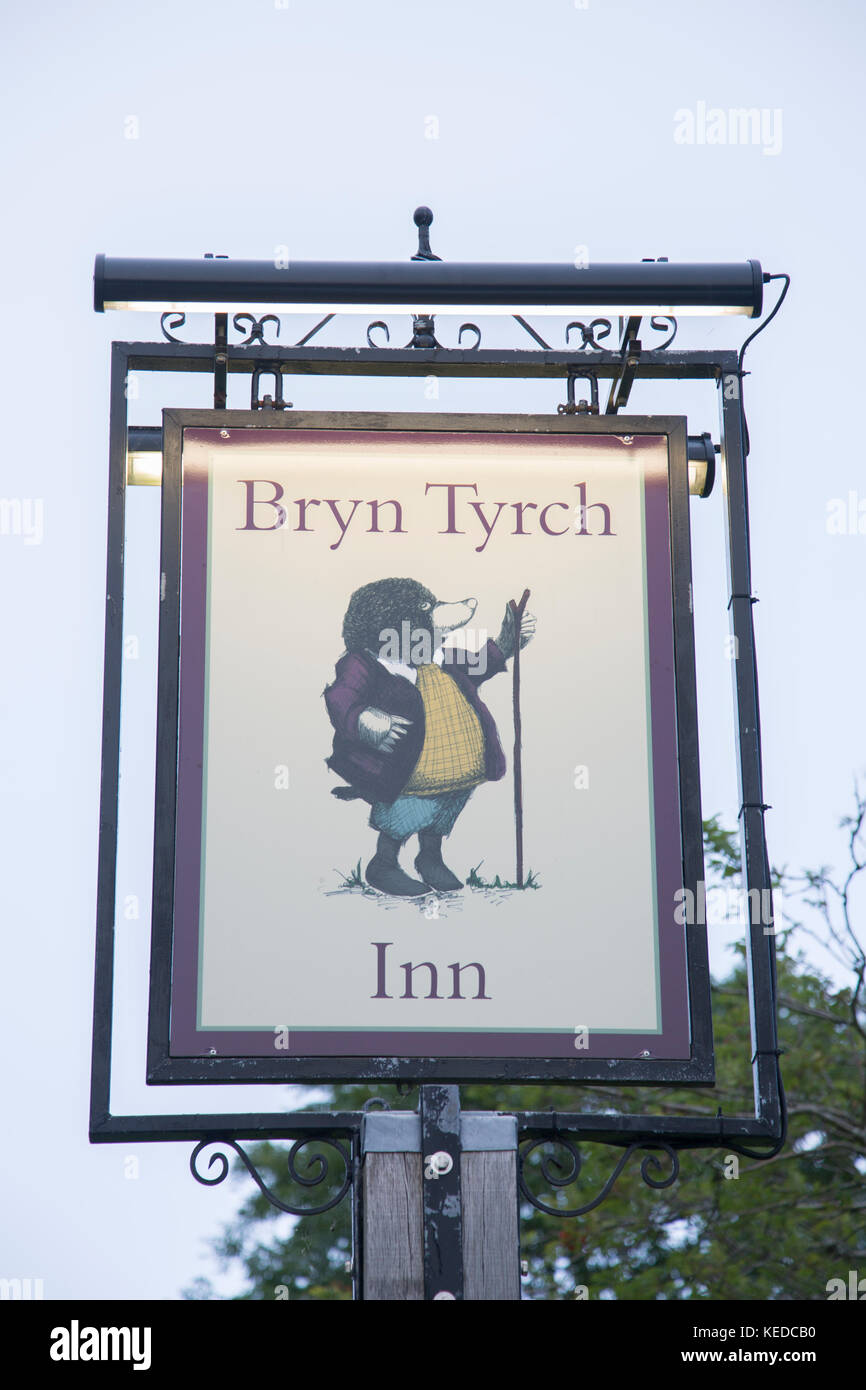 Bryn Tyrch Inn, Hotel and Restaurant, Capel Curig, Betws-y-Coed ...