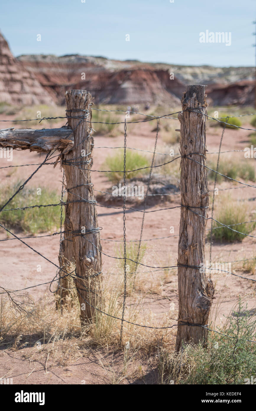 Vertical Shot of Barbed Wire Fence in Utah wilderness Stock Photo - Alamy