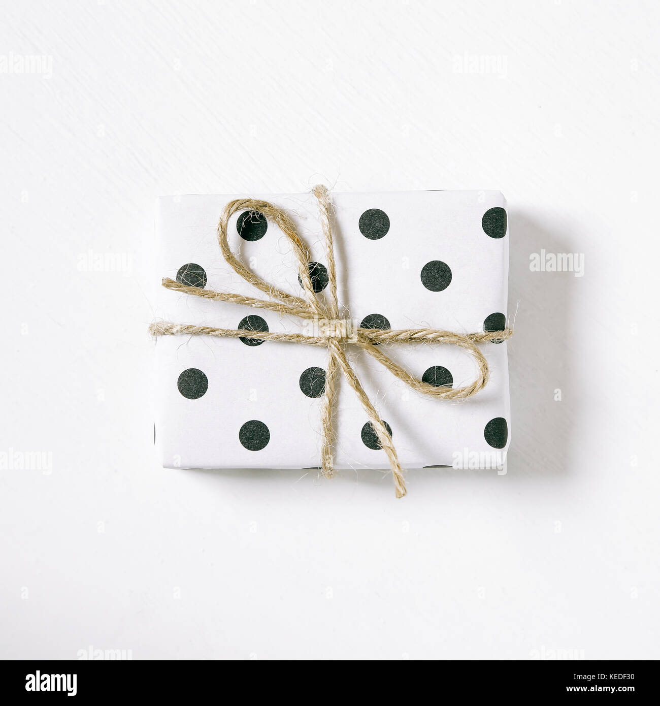 Gift box flat lay hi-res stock photography and images - Alamy