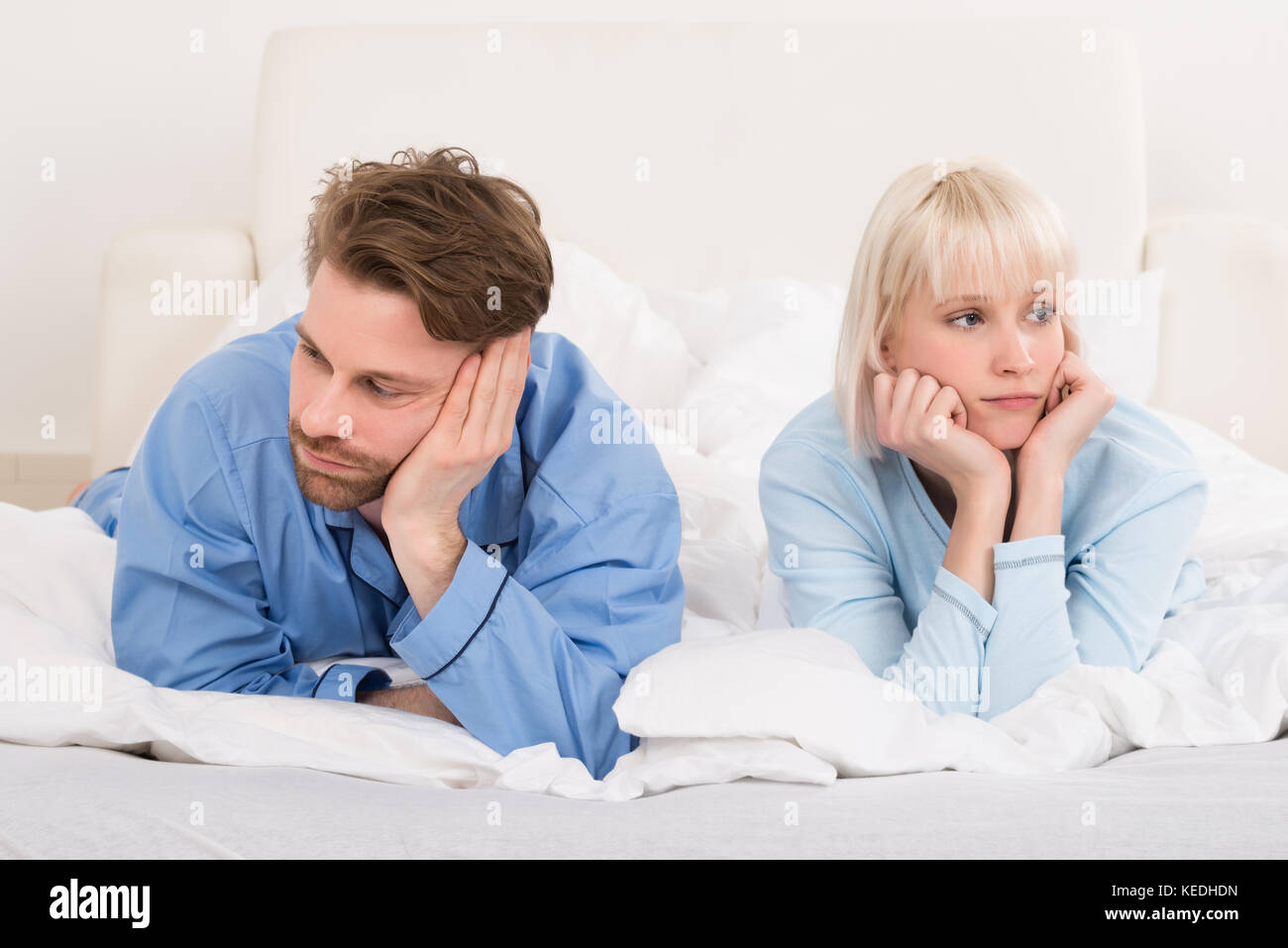 Family bed sad hi-res stock photography and images - Alamy