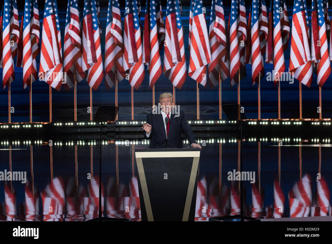 GOP Presidential candidate Donald Trump delivers his address accepting ...