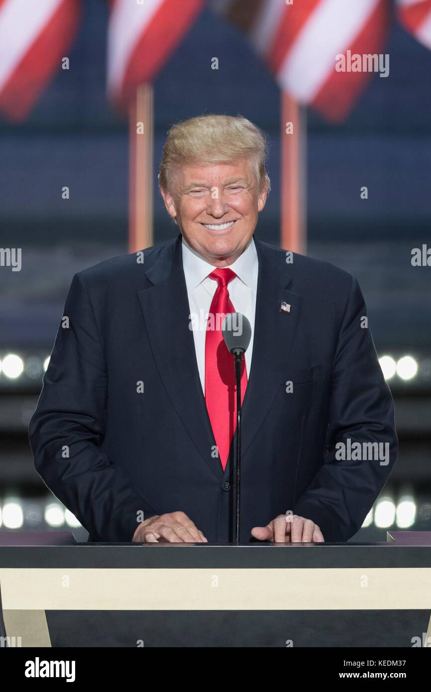 Donald trump smiling hi-res stock photography and images - Alamy