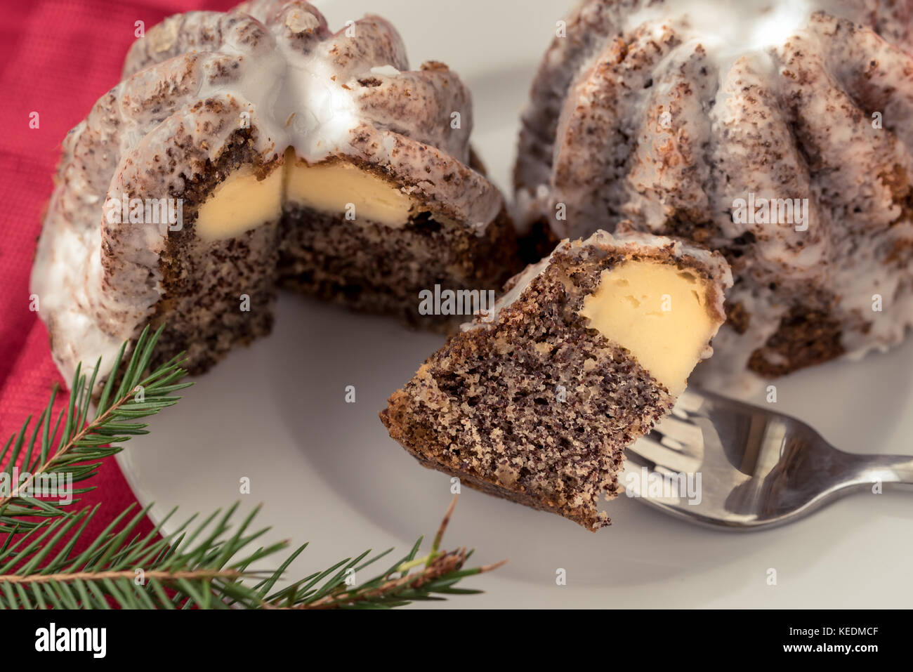 Cheese christmas cake christmas hi-res stock photography and images - Alamy