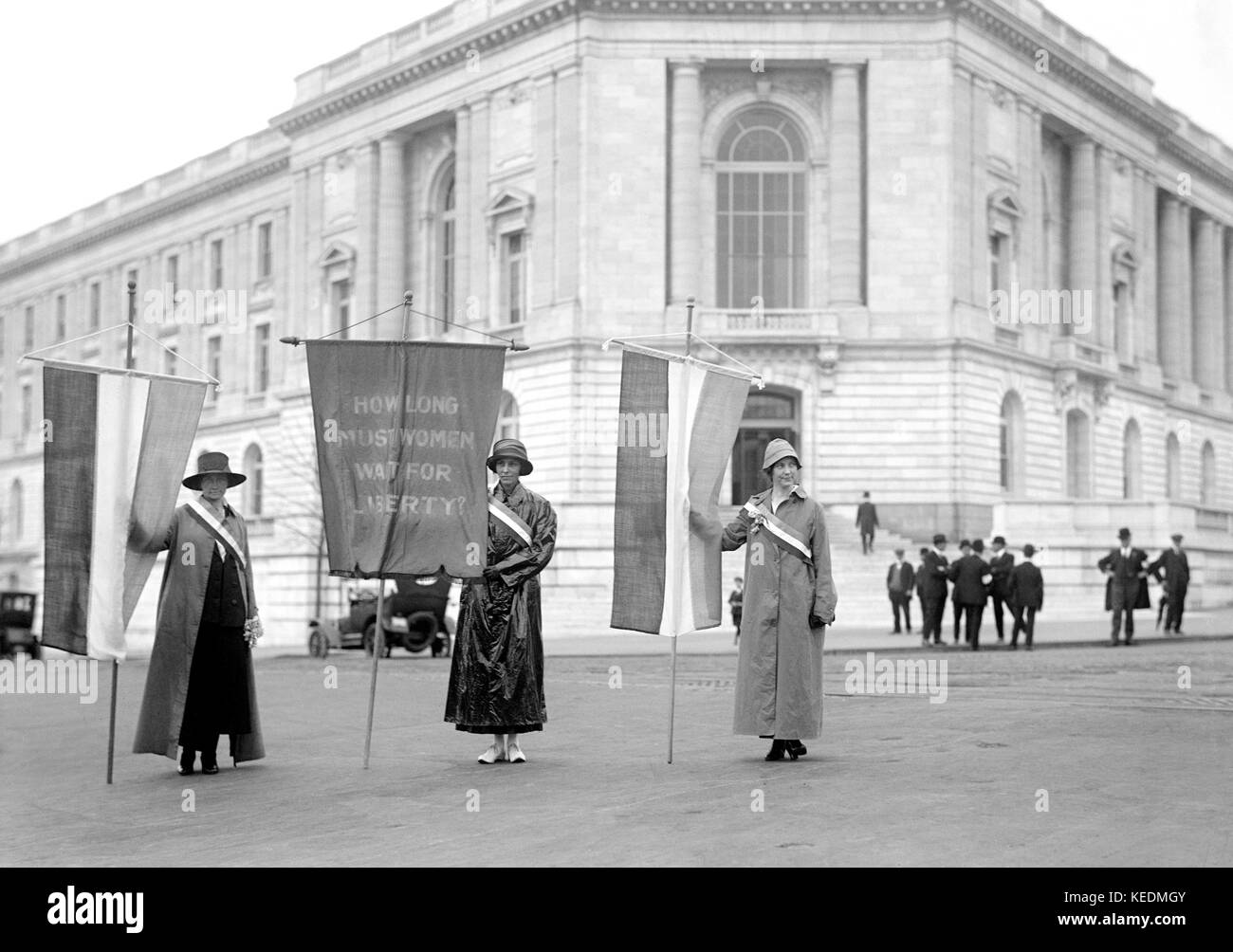 Suffrage 1918 hi-res stock photography and images - Alamy
