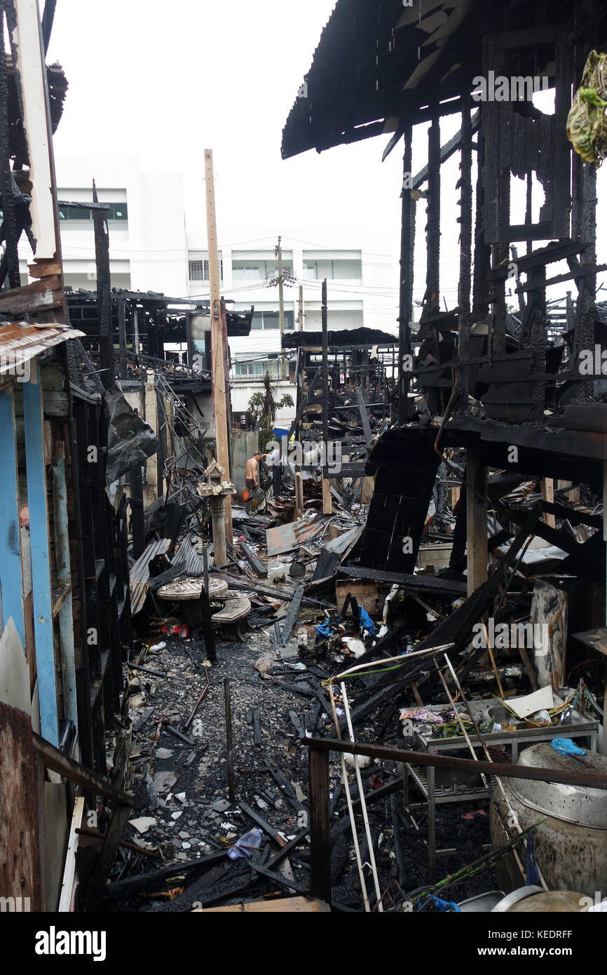 Deserted run down building after a fire Stock Photo - Alamy