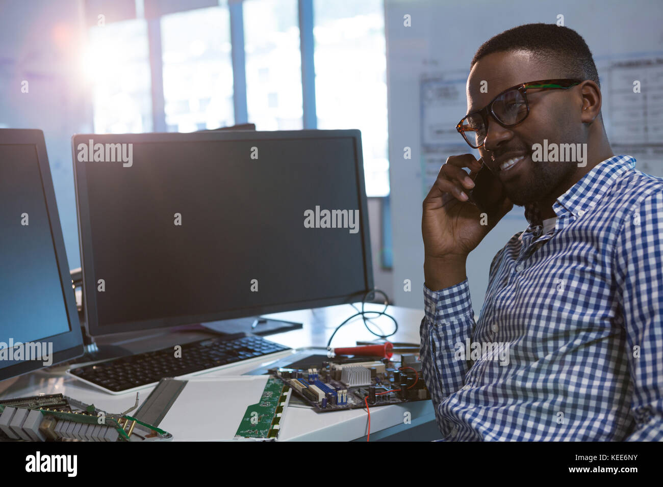 Mobile phone motherboard hi-res stock photography and images - Alamy