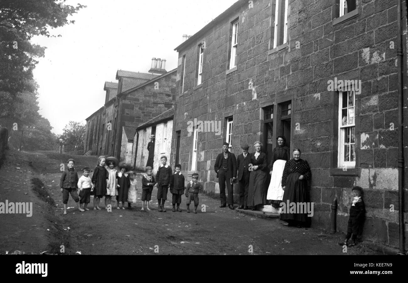 Victorian children working hi-res stock photography and images - Alamy
