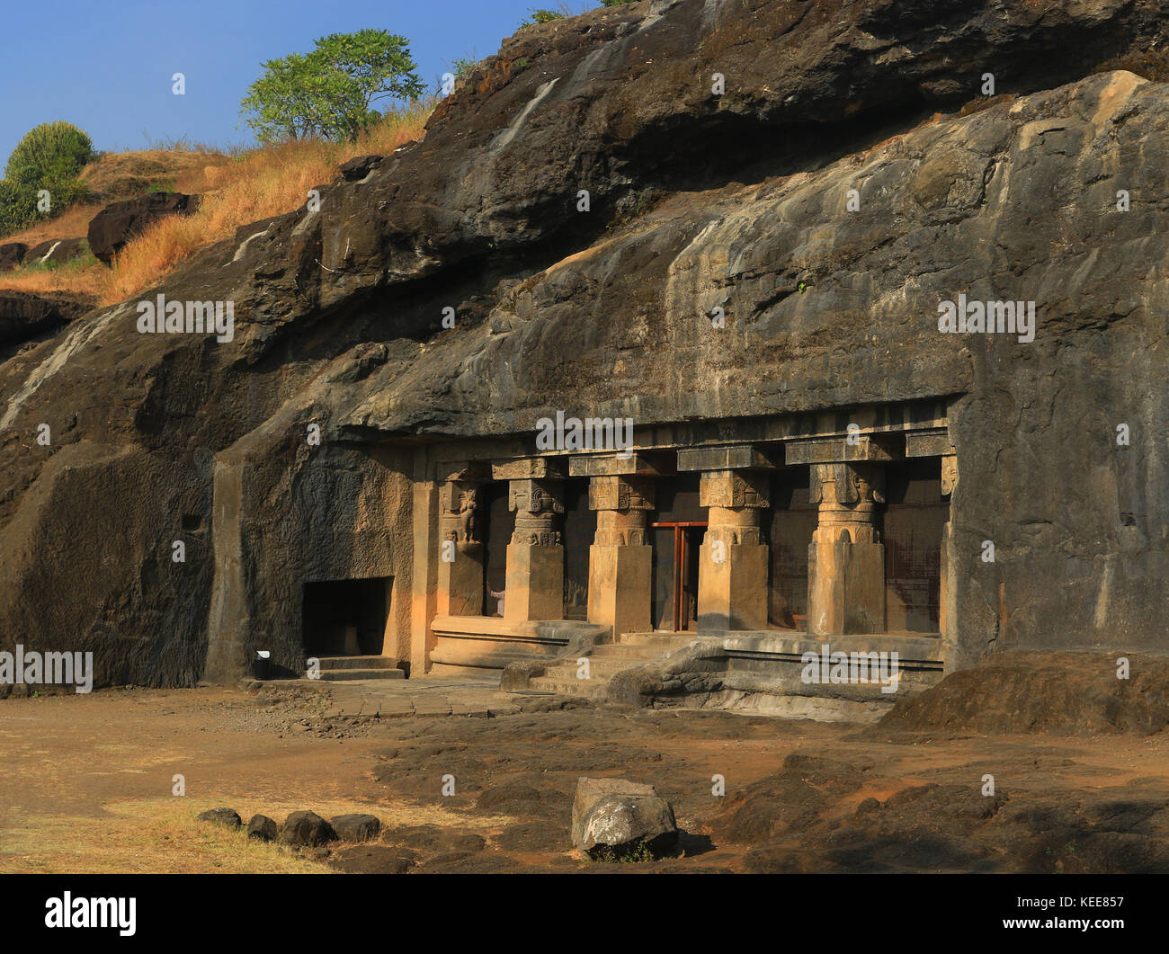 Temples at ellora hi-res stock photography and images - Alamy
