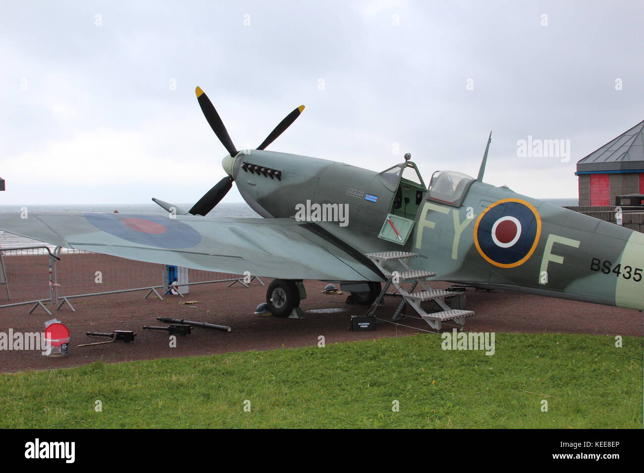 A WW11 battle re-enactment on Penmaenmawr beach Stock Photo - Alamy