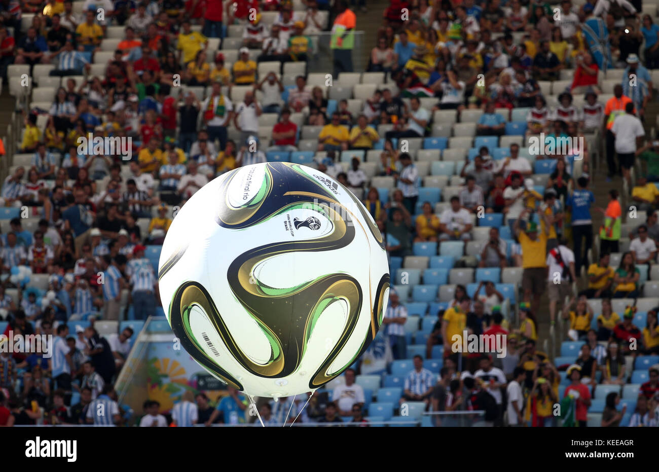 2014 fifa world cup brazil final trophy hi-res stock photography and ...