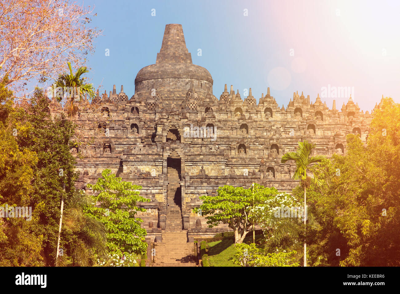Buddist temple Borobudur complex in Yogjakarta in Java, Indonesia Stock ...
