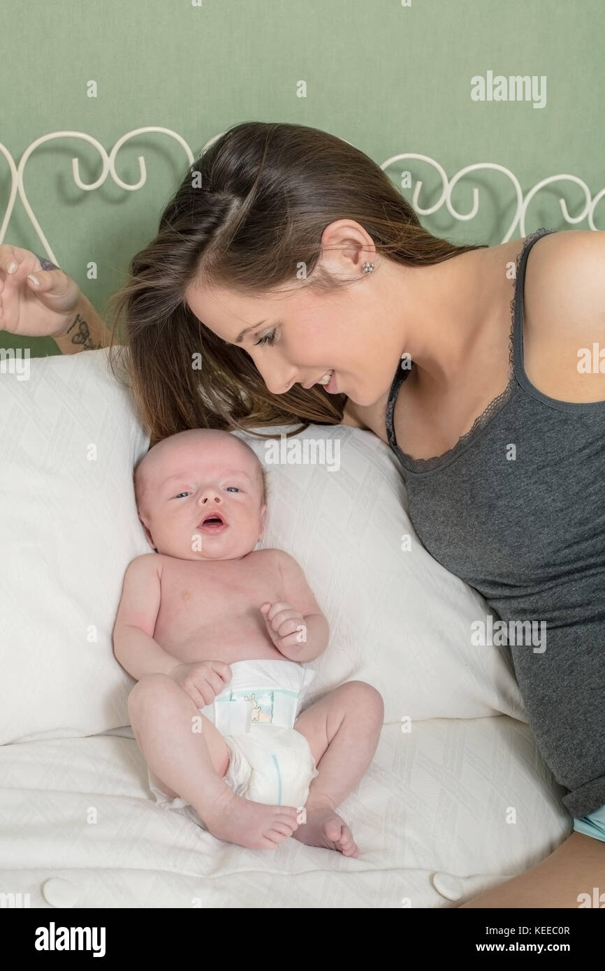 Mother bonding with baby hi-res stock photography and images - Alamy