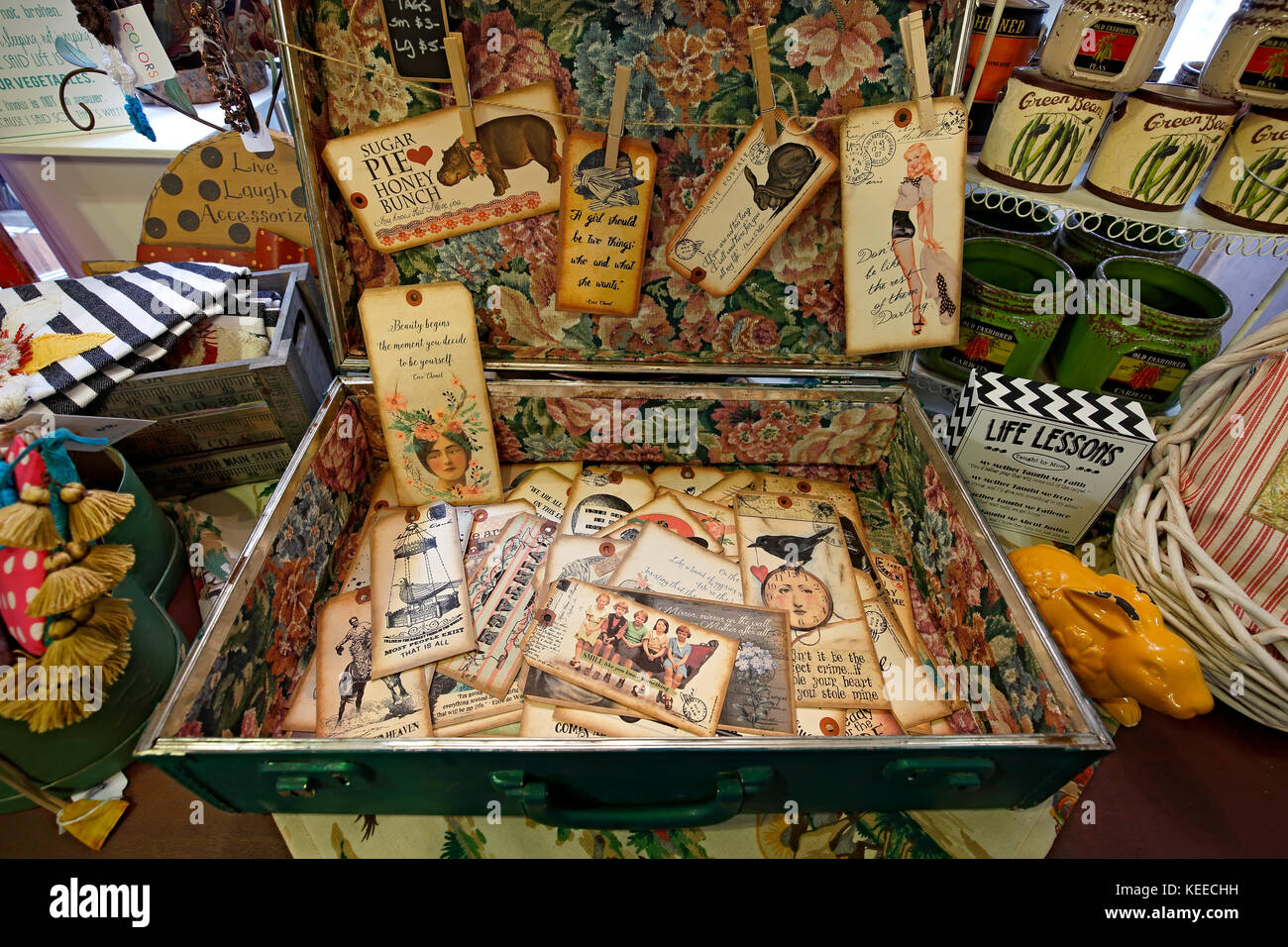 Clothing display women's hi-res stock photography and images - Alamy