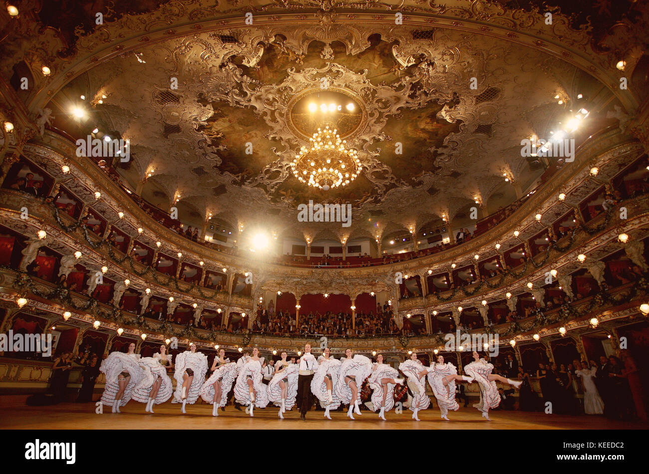 Dance ball in prague hi-res stock photography and images - Alamy