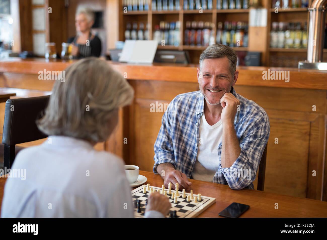 Chess bar hi-res stock photography and images - Alamy