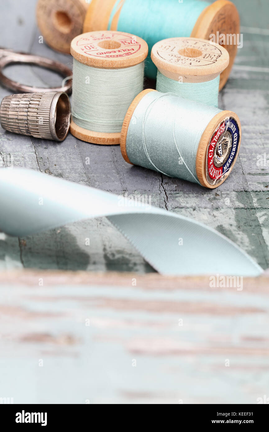 Vintage ribbon hi-res stock photography and images - Alamy