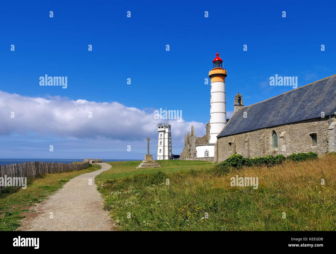 Phare de Saint-Mathieu in Brittany, France Stock Photo - Alamy