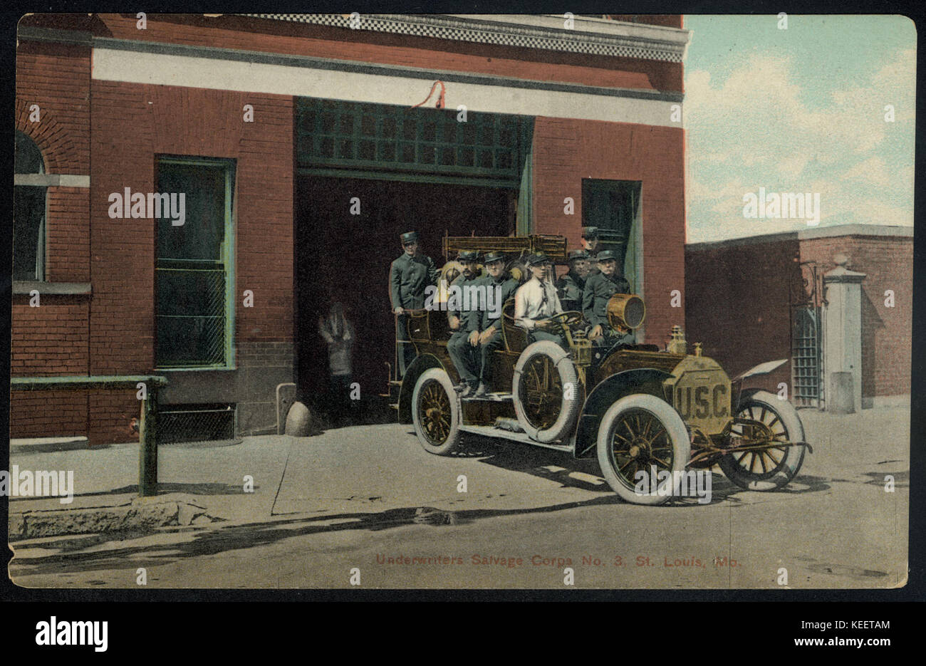 Salvage corps hi-res stock photography and images - Alamy