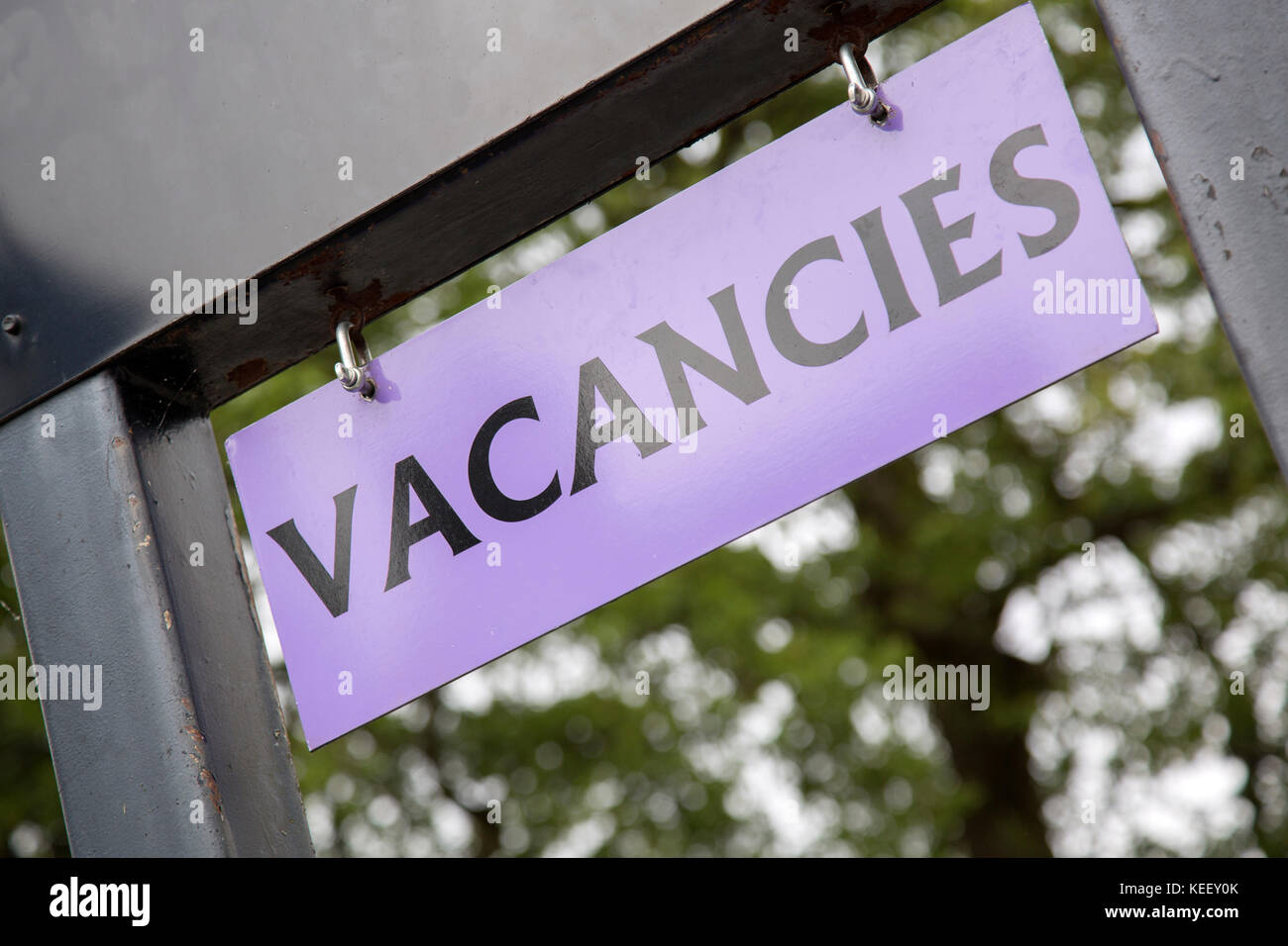 Hotel Vacancies Sign on Diagonal Slant Stock Photo - Alamy