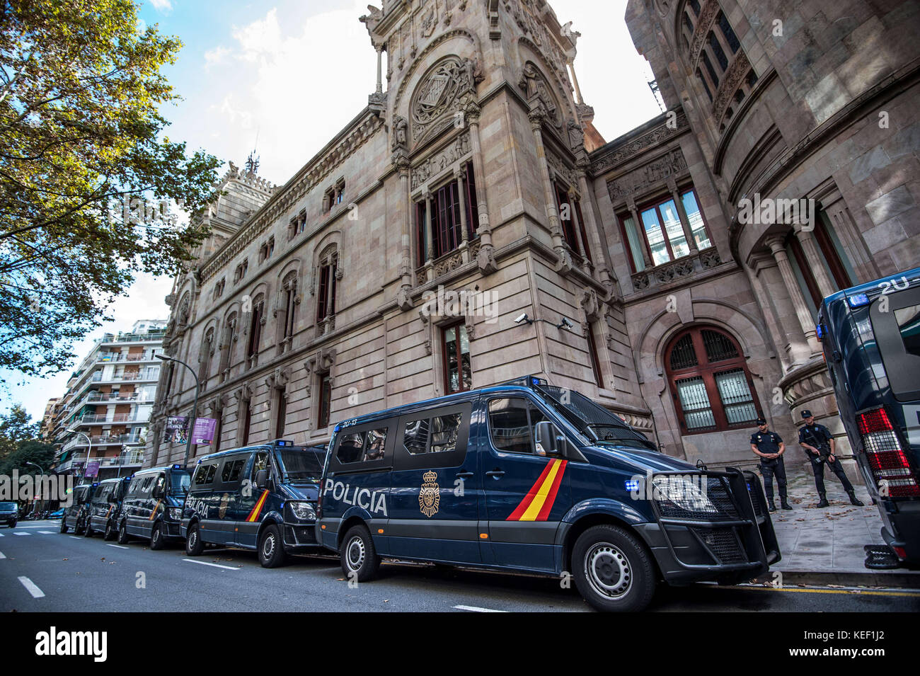 Barcelona, Catalonia, Spain. 9th Oct, 2017. Spanish police took control ...