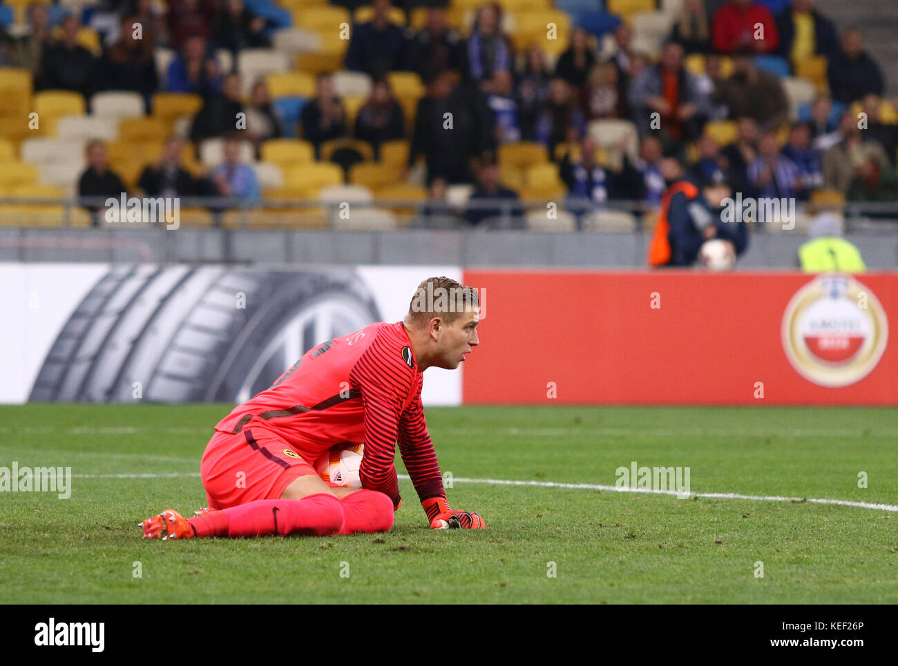 Kiev, Ukraine. 19th October, 2017. Goalkeeper David Von Ballmoos of ...