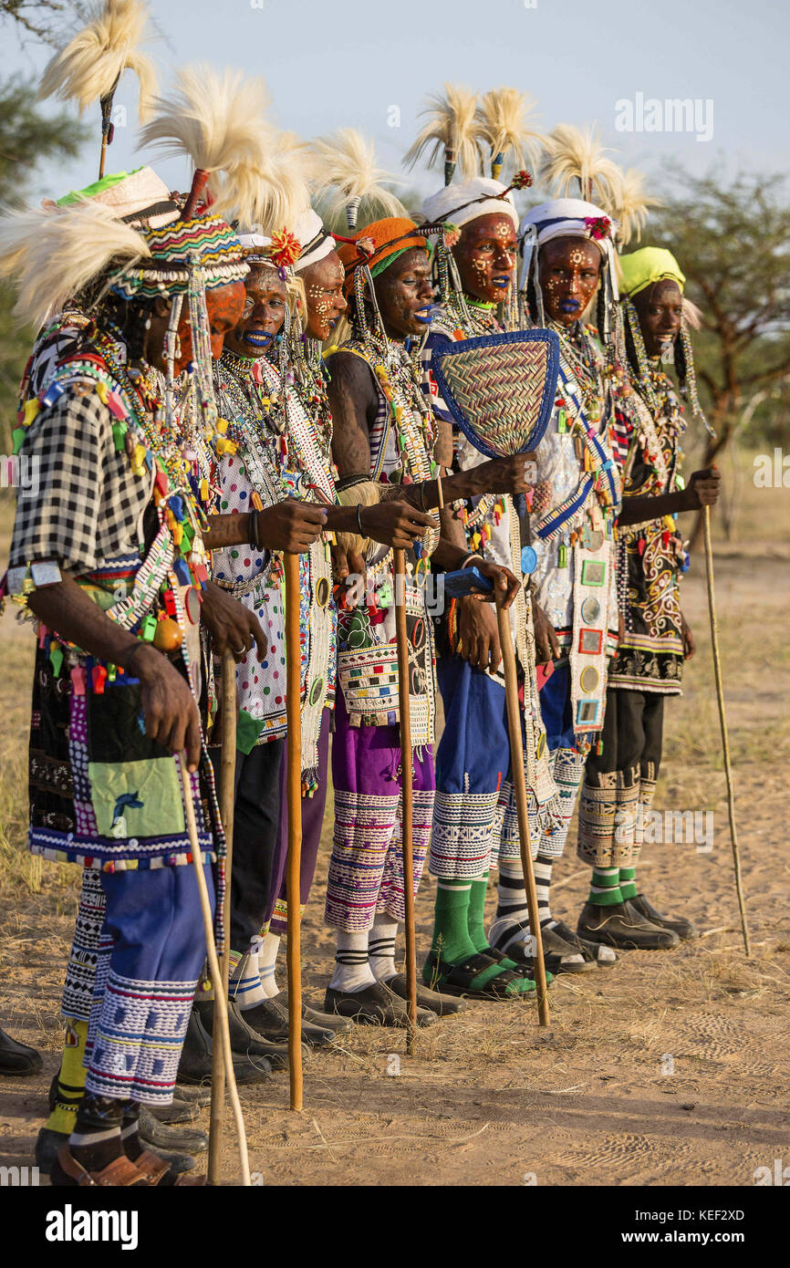 Chad. 30th Sep, 2016. Wodaabe men dance for hours in stifling heat, and ...