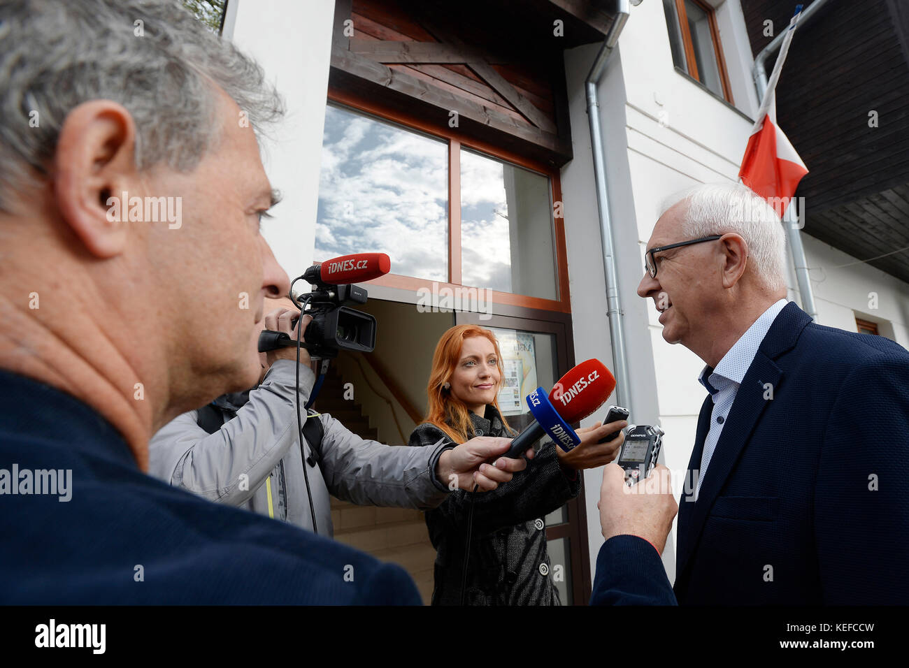 The presidential candidate and former Science Academy head Jiri Drahos ...