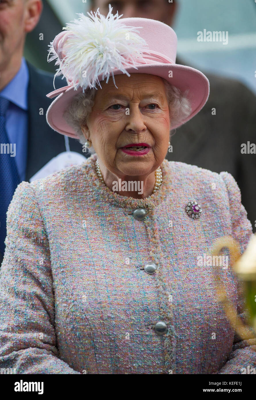 Champions day ascot hi-res stock photography and images - Alamy
