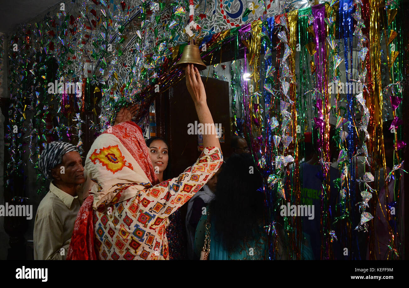 Lahore, Pakistan. 20th Oct, 2017. LAHORE, PAKISTAN-OCTOBER 19, 2017 ...