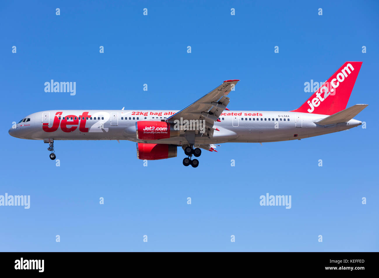 Jet2 Boeing 757-236 [G-LSAA] on finals runway 31, arriving from ...