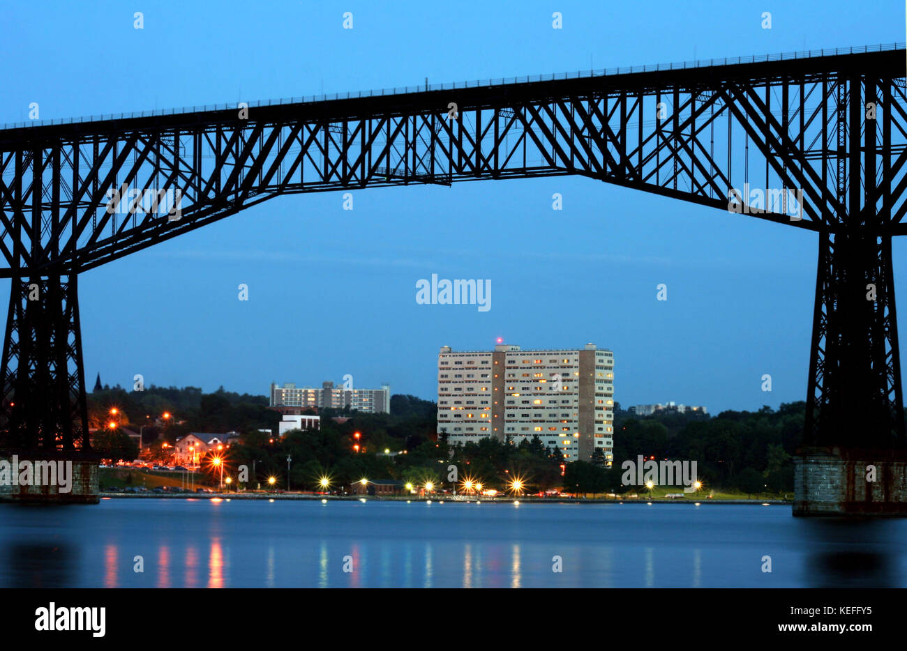 Poughkeepsie Railroad Bridge High Resolution Stock Photography and ...