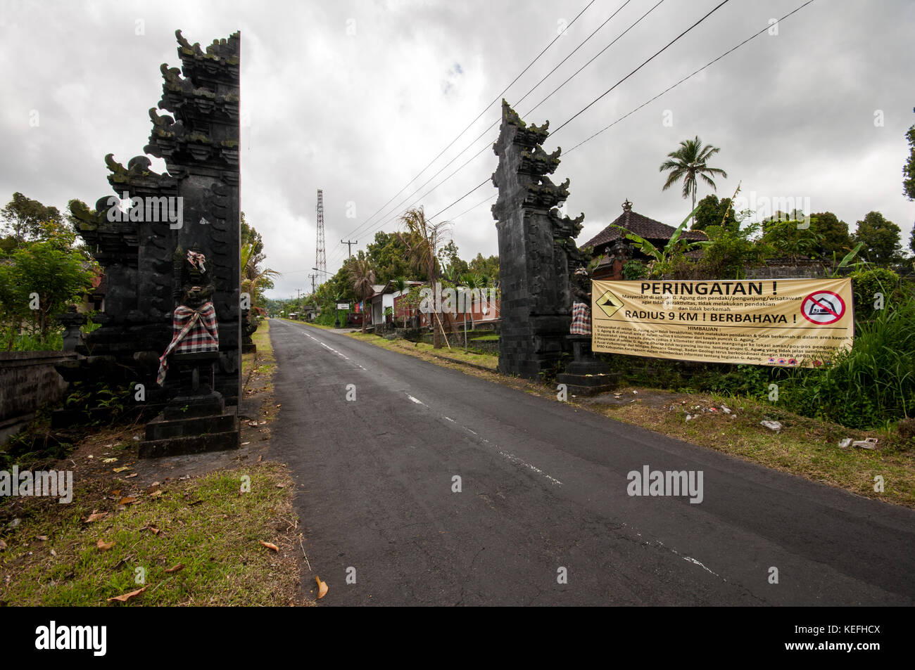 Volcano warning sign in hi-res stock photography and images - Alamy