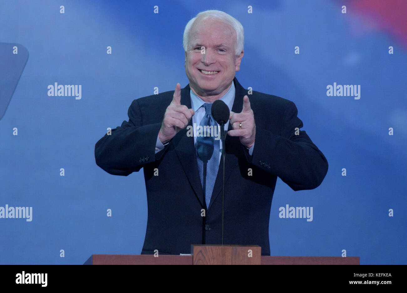 Republican national convention 2004 in hi-res stock photography and ...