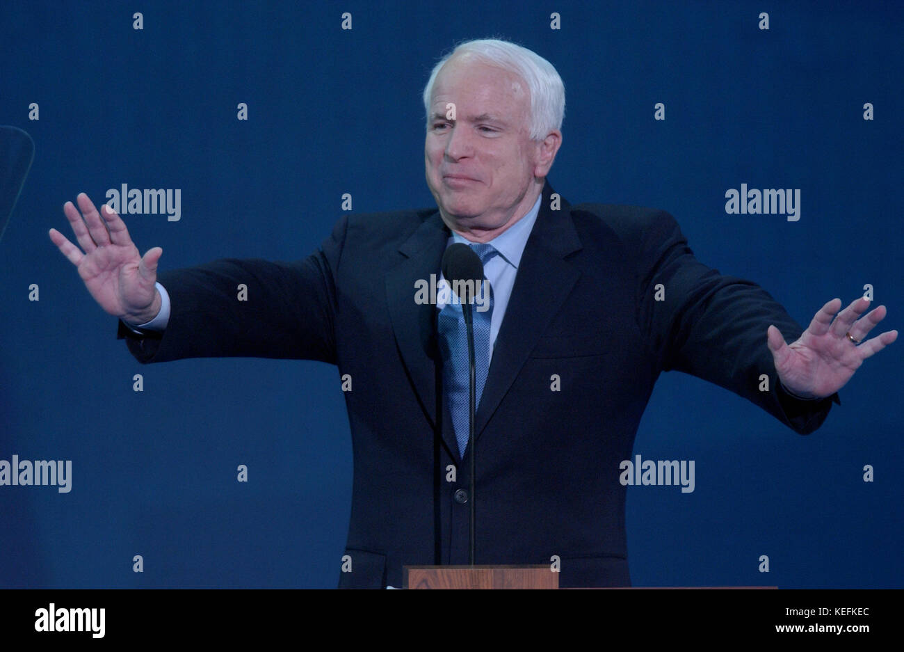 August 30 2004 hi-res stock photography and images - Alamy