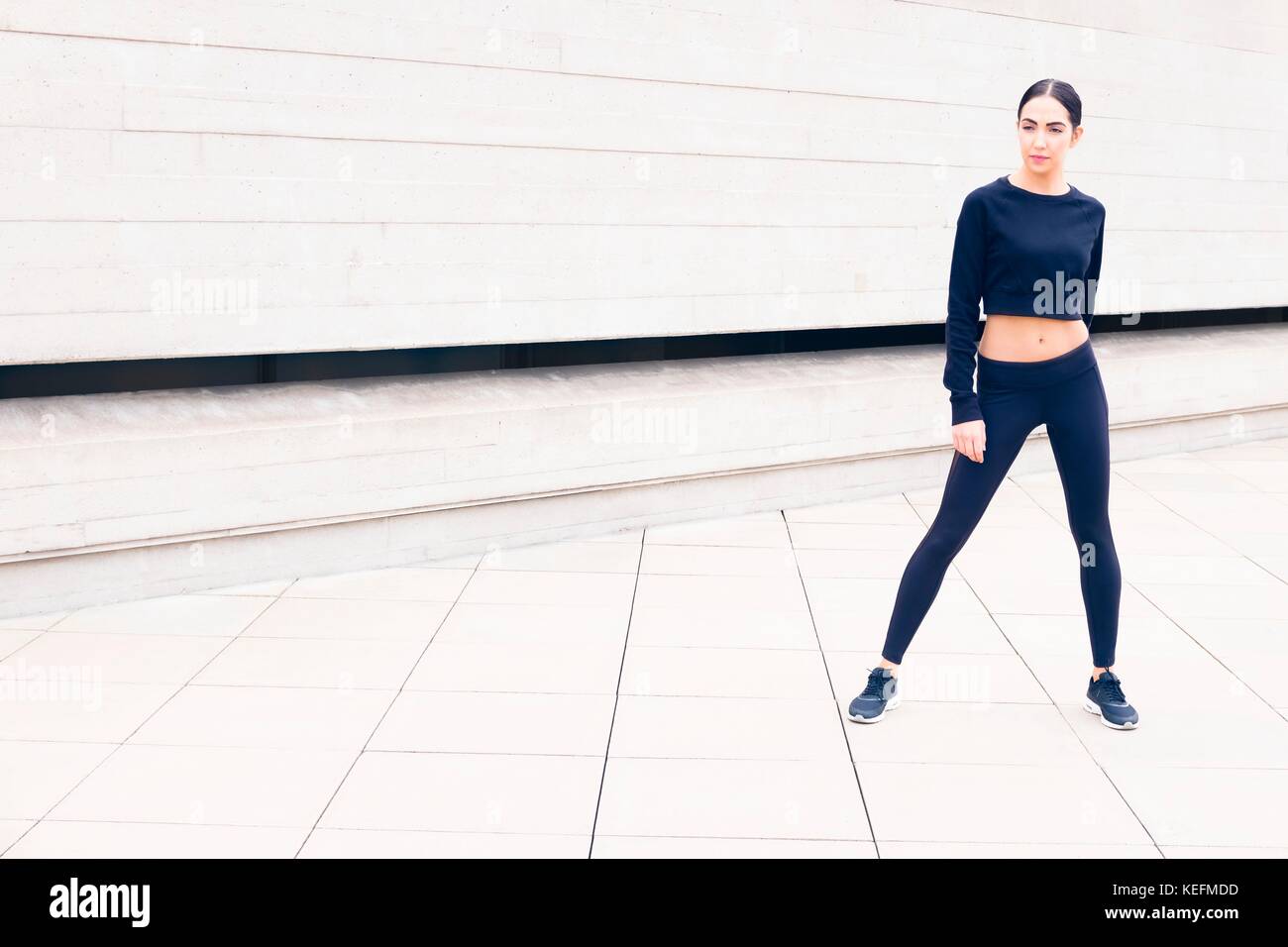 Legs apart hi-res stock photography and images - Alamy