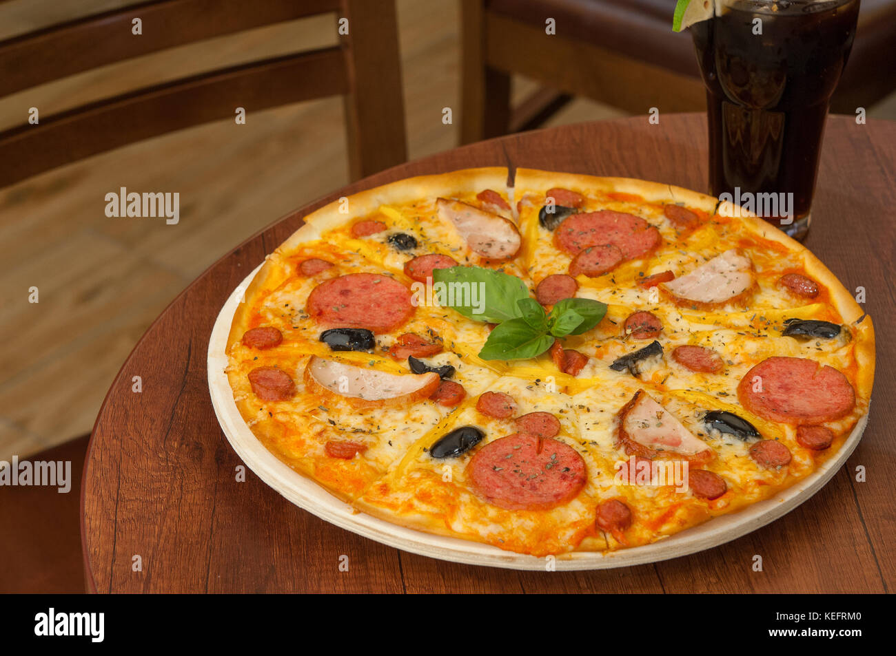 Pizza And Cold Drink Images