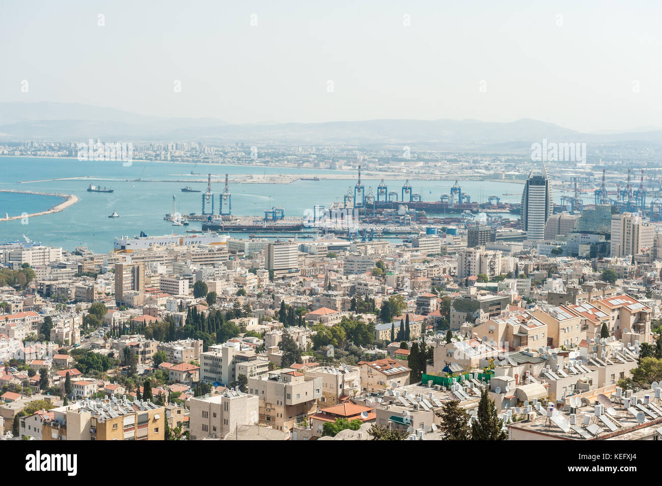 Israel, Haifa - 8th october 2017: cityscape Stock Photo - Alamy