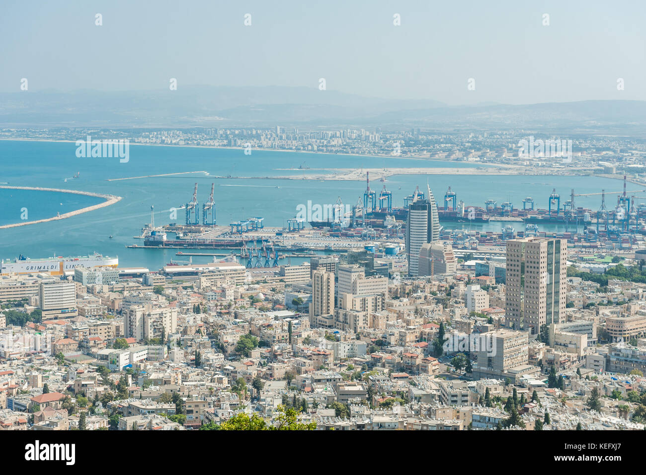 Israel, Haifa - 8th october 2017: cityscape Stock Photo - Alamy