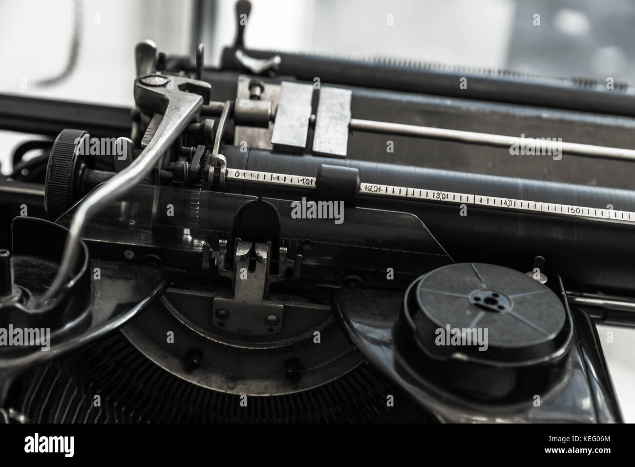 Manual typewriter hi-res stock photography and images - Alamy