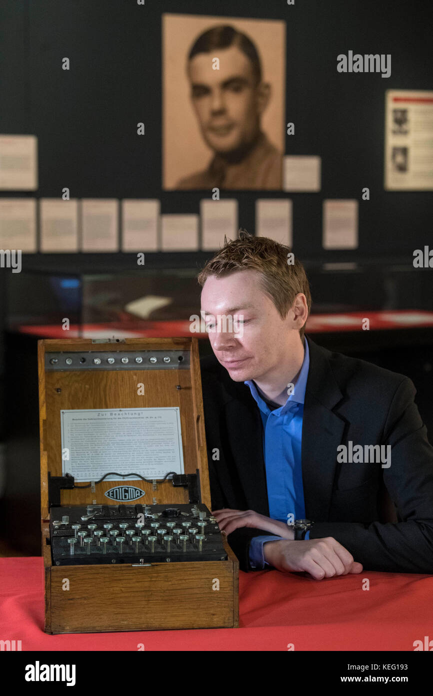 Enigma expert James Grime examines a working World War II Enigma ...