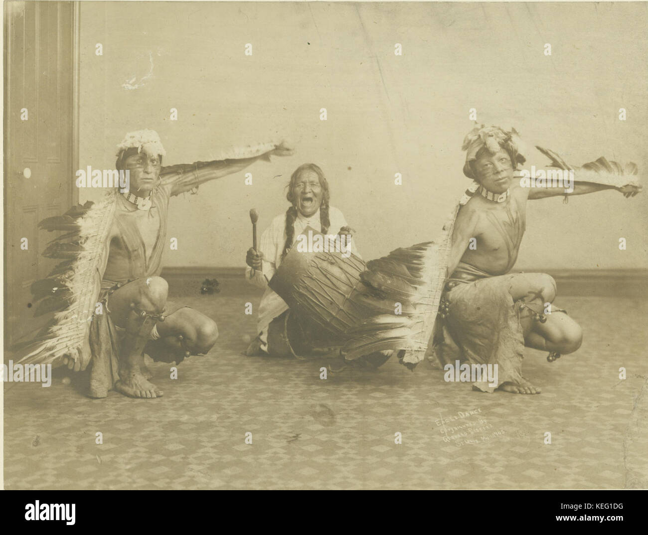 Eagle dance hi-res stock photography and images - Alamy