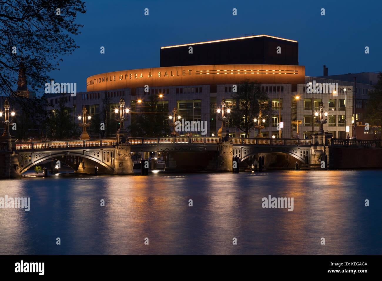 Amsterdam opera house hi-res stock photography and images - Alamy