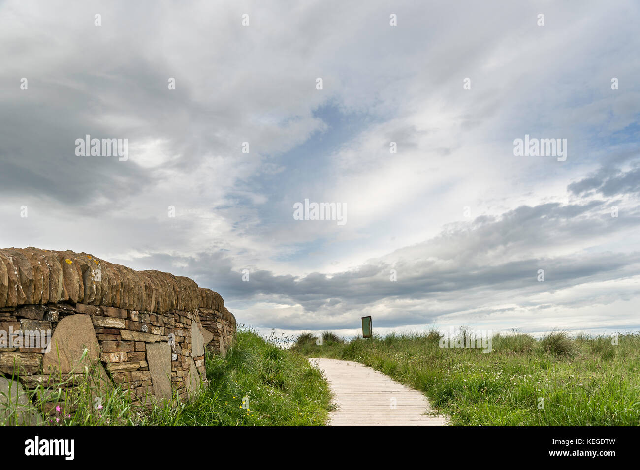 dunnet beach seascapes Stock Photo - Alamy