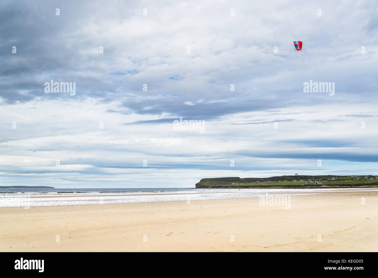 dunnet beach seascapes Stock Photo - Alamy
