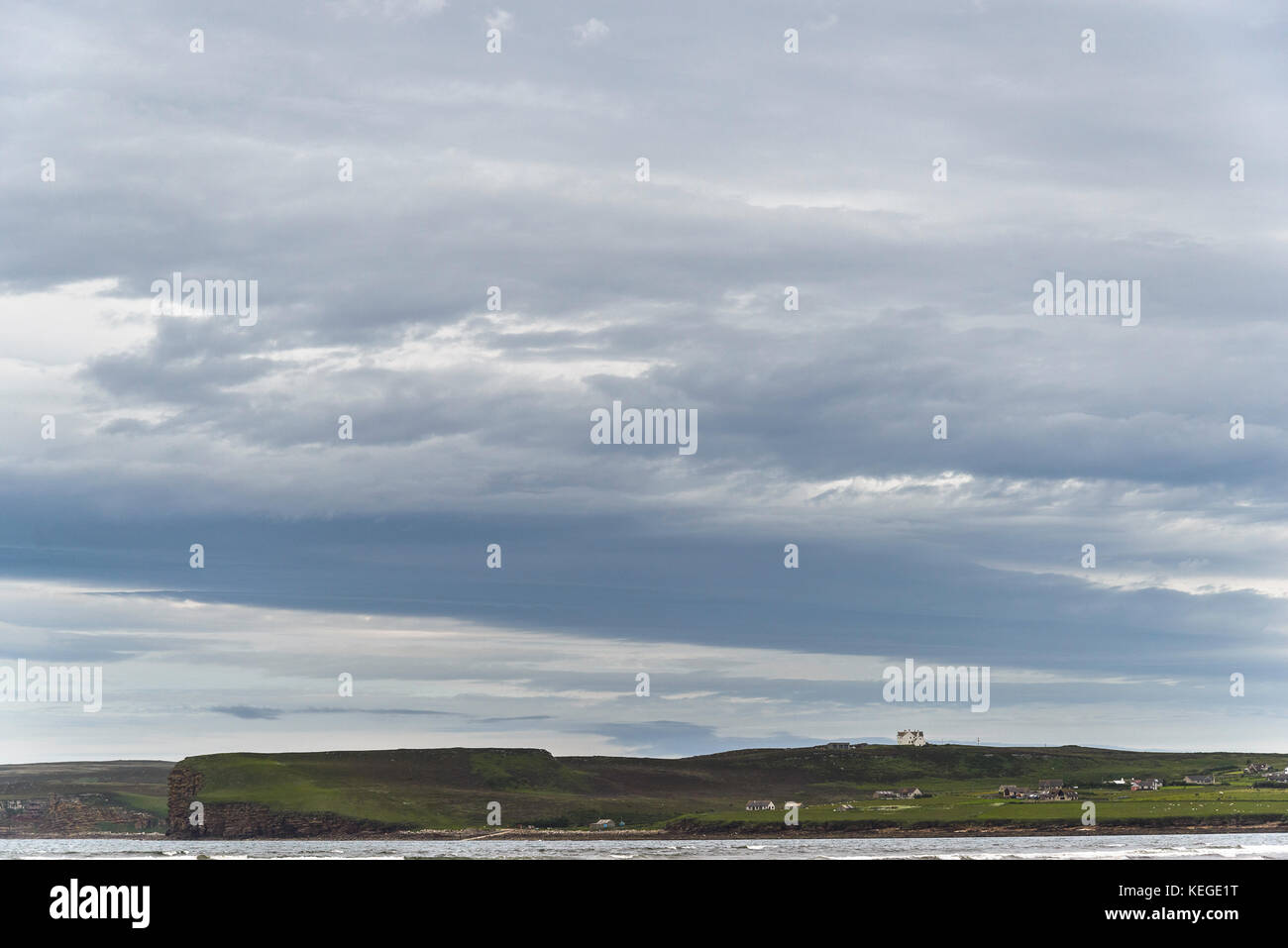 dunnet beach seascapes Stock Photo - Alamy